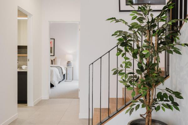 Sheppard Art House Townhouse - 브라이트