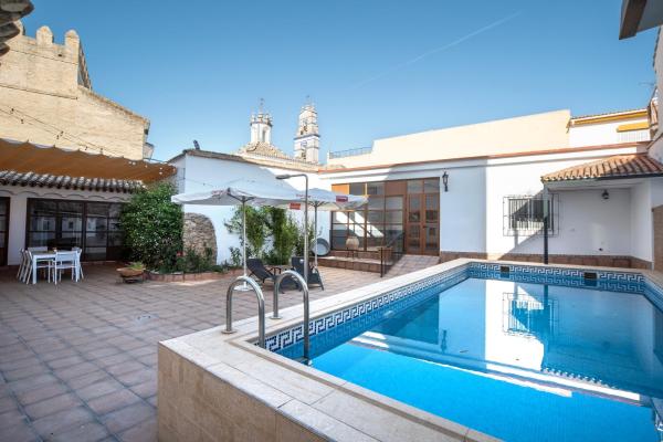 Casa Señorial La Iglesia En Gerena Sevilla Parking Y Piscina - 赫雷納