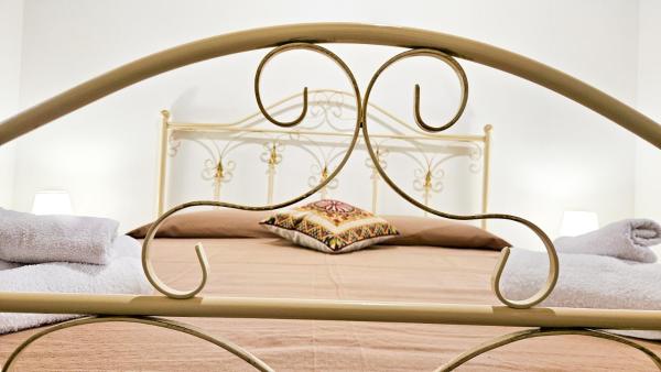 Jasmine House Ustica Heart - Ustica