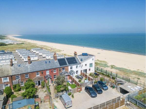 2 Coastguard Road - Winterton-on-Sea
