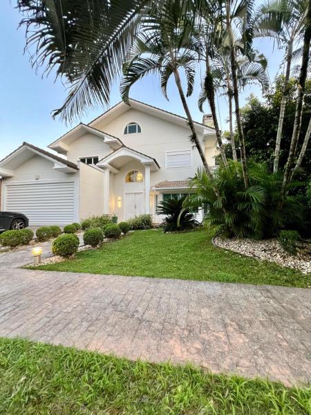 Villa Moncai - Jurerê Internacional - Florianópolis