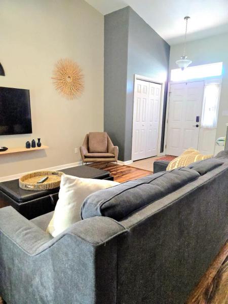 3 2 Townhouse - タラハシー, FL