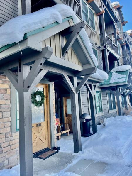 2 Br Basecamp Bliss At Kicking Horse Near Ski Hill - Granby, CO