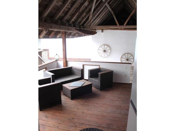 Holiday Apartment In Polch With Parking - Monreal
