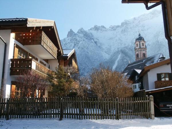 Holiday Apartment With 3 Bedrooms - Seefeld