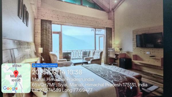 Hotel Shishmahal Manali - Manali