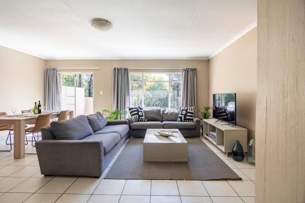 Bc7 2 Bed Pool Solar Power Priv Patio & Garden - Sandton