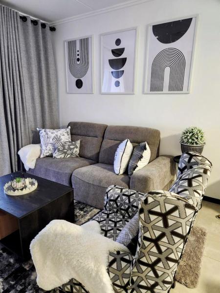 Urban Contempo Lush - Chartwell