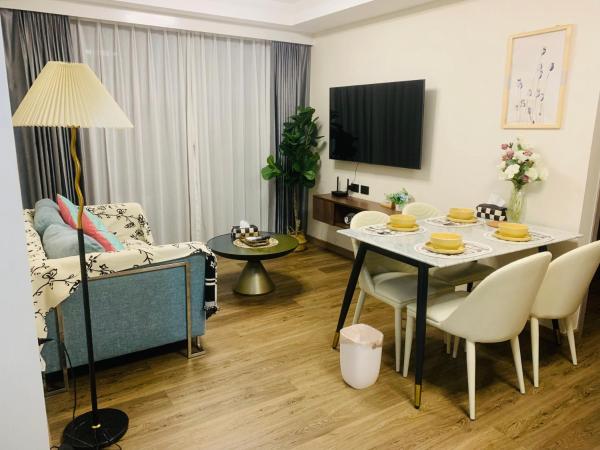 The One E Pool View Facing The Large Swimming Pool Community 3 Minutes Walk To Central Festival - Chiang Mai