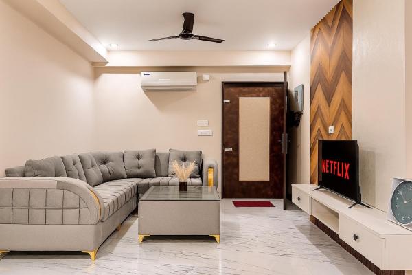 Spacious 3 Bhk Apartment In Prime Location Of Jaipur Only For Families - Jaipur