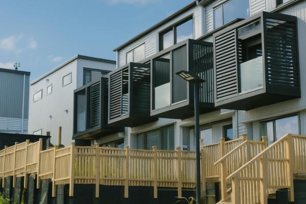 Modern 3 Bedroom For Families & Work Trips - Auckland