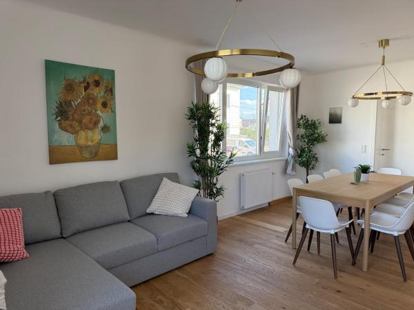 4 Bedroom Stylish House With Garden - Wien