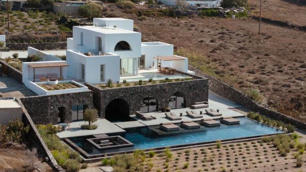 Charisma Estate - Oia