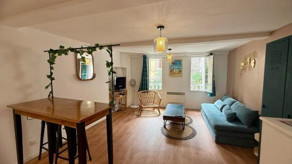 Les Templiers - Downtown And Private Garage - La Crau