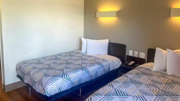 Motel West - Denver, CO