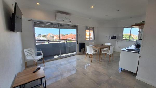 Departamento 3 Ambientes A 3 Cuadras De La Playa Con Parrilla - Mar del Plata