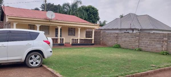 Dolly Homes - Tansania