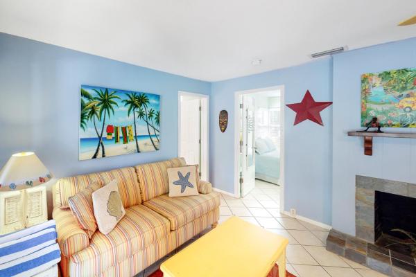 21 Palms Unit A - Holmes Beach, FL