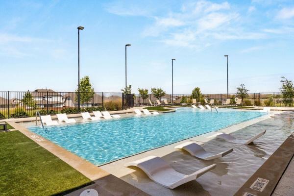 Purple Prairie Retreat - Kyle, TX