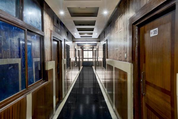 Hotel O Star Palace - Pithampur