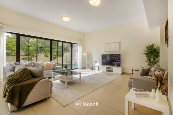 4br Villa In Prime Location With Private Garden - Dubai