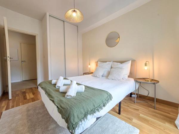Haussmann - T3 - Centre - Terrasse & Parking - ibis budget Bergerac
