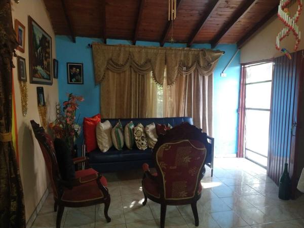 Estate With Pool For 7 People In Roldanillo - La Victoria