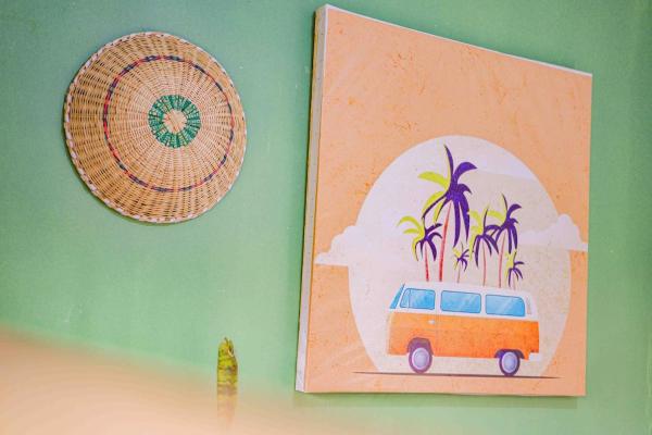 Tropical House Rainforest Charm Cosy Comfort - Uganda