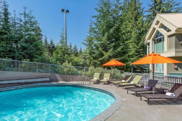 Woodrun Lodge 517 | Large Ski-in Ski-out Condo By Upper Village W/ Mountain Views & Shared Hot Tub - Whistler