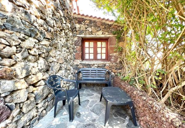 Encantadora Casa Rural Con Altillo - El Hierro