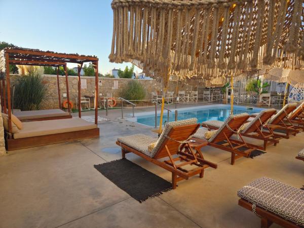 Koukounari Apartments - Greece