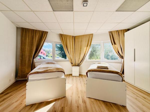 Emilbnb In Der Monheimer Straße - Leverkusen