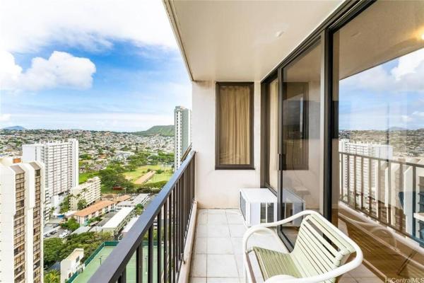 High Floor Waikiki Banyan 1 Bd Condo - Hawaii
