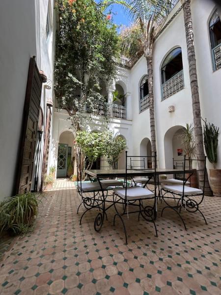 Luxury Riad Breakfast Included - Marrakesch