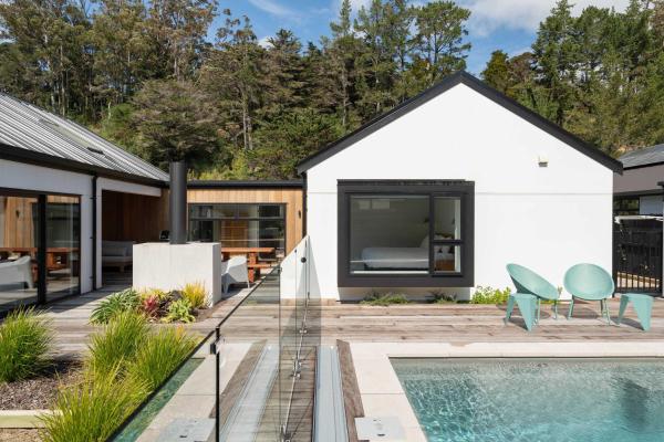 Georgie's Toots House - Tutukaka