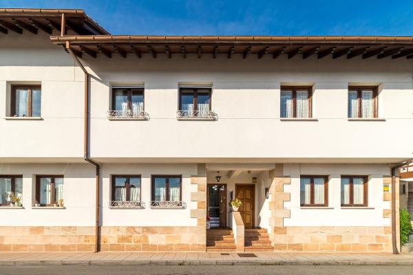 La Casita Del Picu En Cabezón De La Sal - Comillas