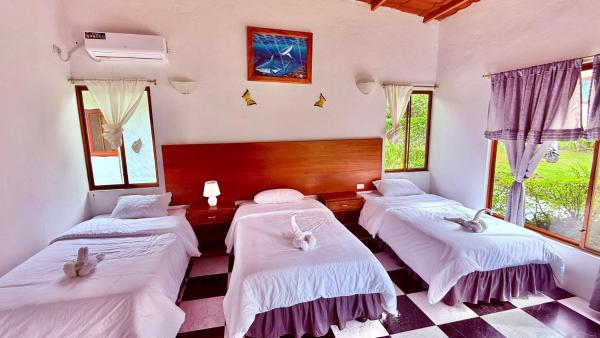 Piedras Blancas Lodge - Galápagos Islands
