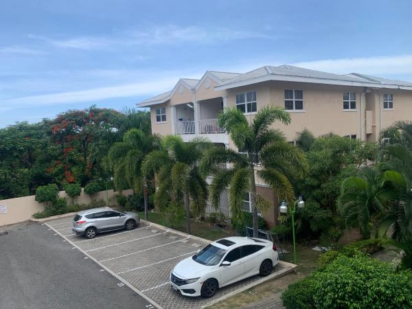 Epic-o-city Stays Ja - Kingston