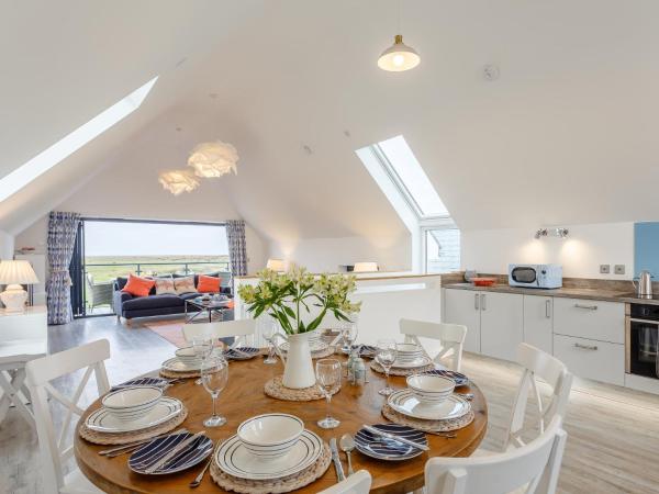 4 Bed In Westward Ho 72587 - Appledore