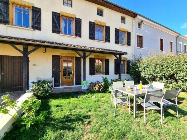 Gîte Médiéval 6 Pers Avec Jardin, Saint-haon-le-châtel - Fr-1-496-371 - Roanne
