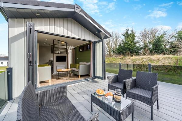 Marina Retreat - Kessingland