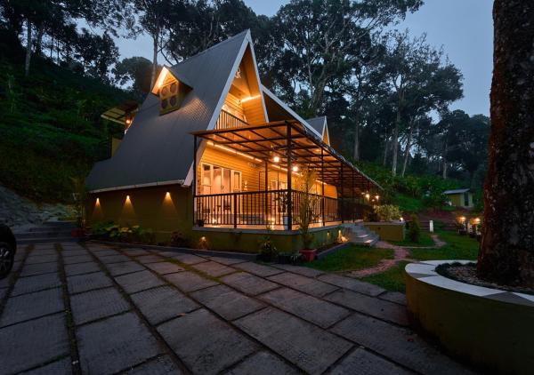 The Yela Munnar By Voye Homes , Nestled In Cardamom Plantation - Kerala