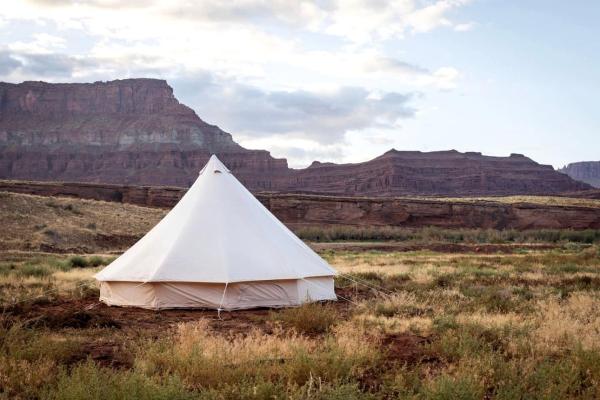 Cozy Romantic Glamping Tent On Secluded Ranch With Breathtaking Night Sky Views In Moab, Utah - Moab, UT