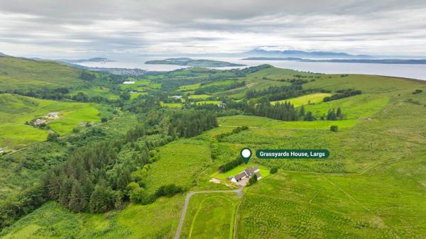 Finest Retreats - Grassyards House - Dunoon