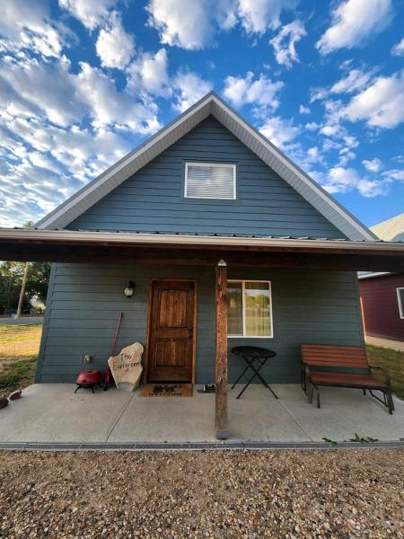 Brand New, Modern Country Cabin Near Bryce Canyon National Park, Utah - Bryce Canyon City, UT