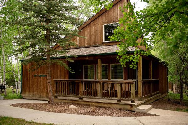 Beautiful Secluded Cabin With A Hot Tub Near Monarch Mountain In Colorado - Monarch, CO