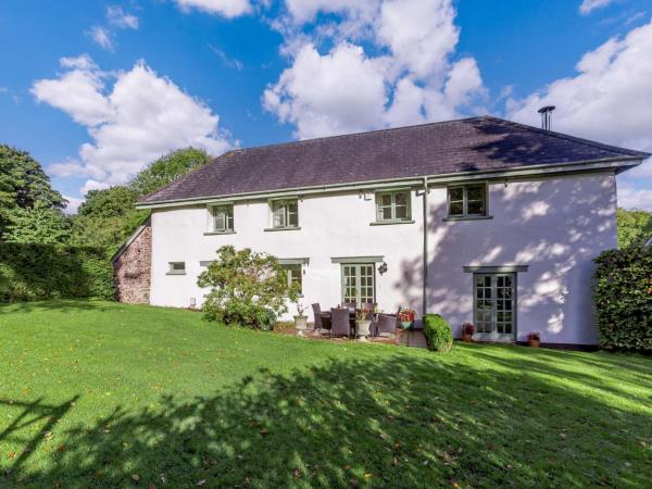 4 Bed In Okehampton 49511 - Okehampton