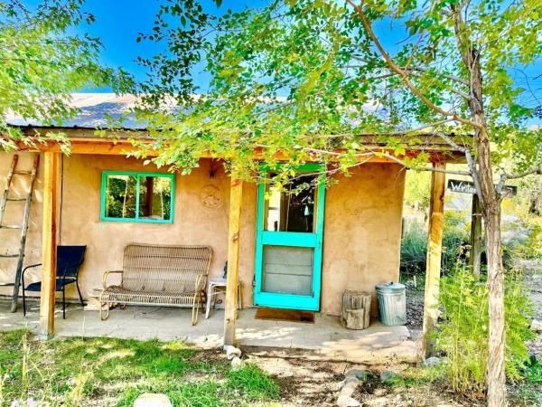 Studio Cabin Suite On Organic Farm Stay Near Taos, New Mexico - New Mexico