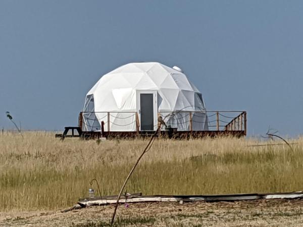 Remote Spacious Dome With Incredible Outdoor Landscape In Montana - モンタナ州