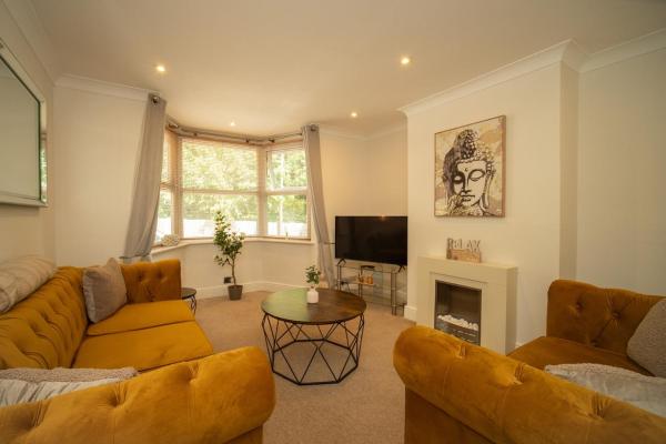 Spacious 3bed Home In Ascot, Sleeps 5, Parking - Moffat